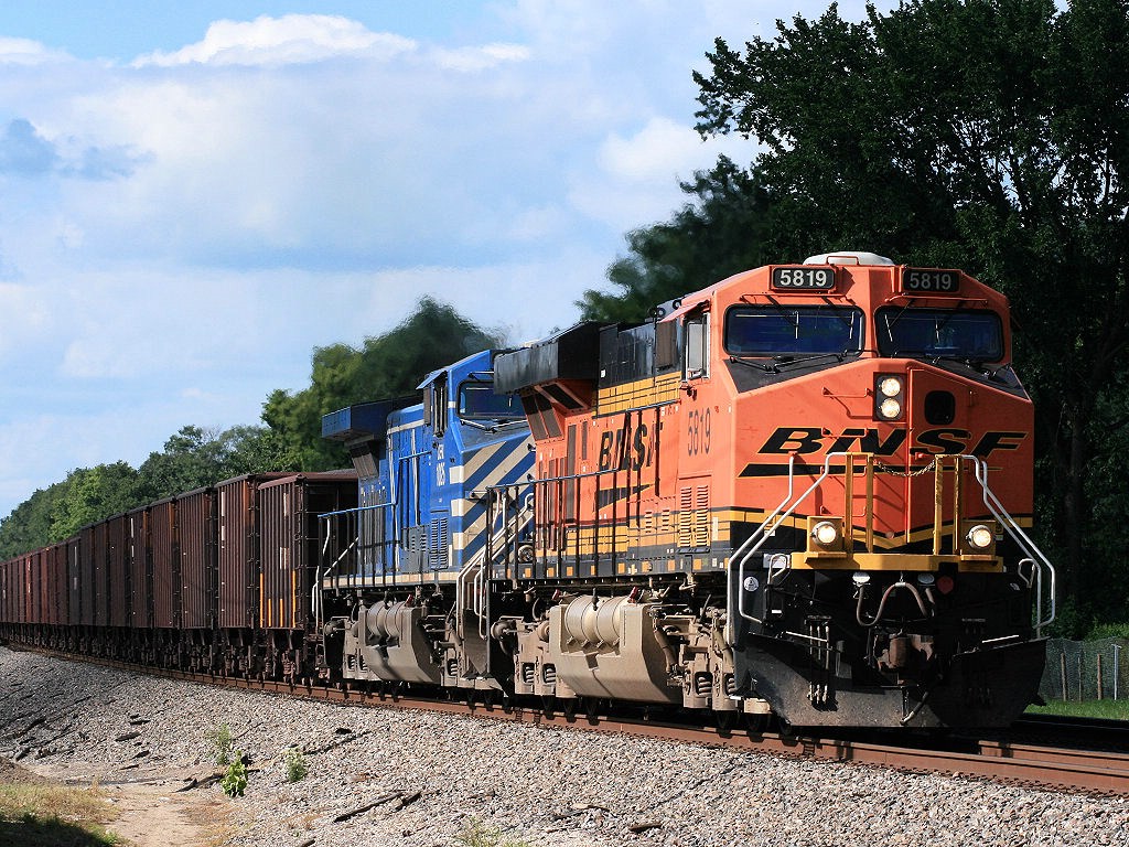 BNSF 5819